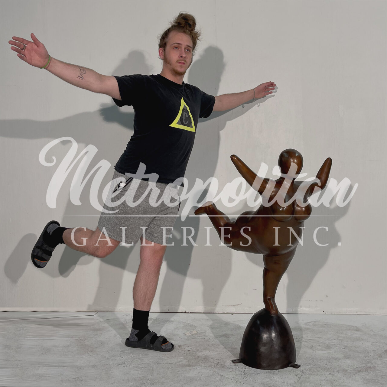 Bronze Contemporary Fat Lady Sculpture - Metropolitan Galleries Inc.